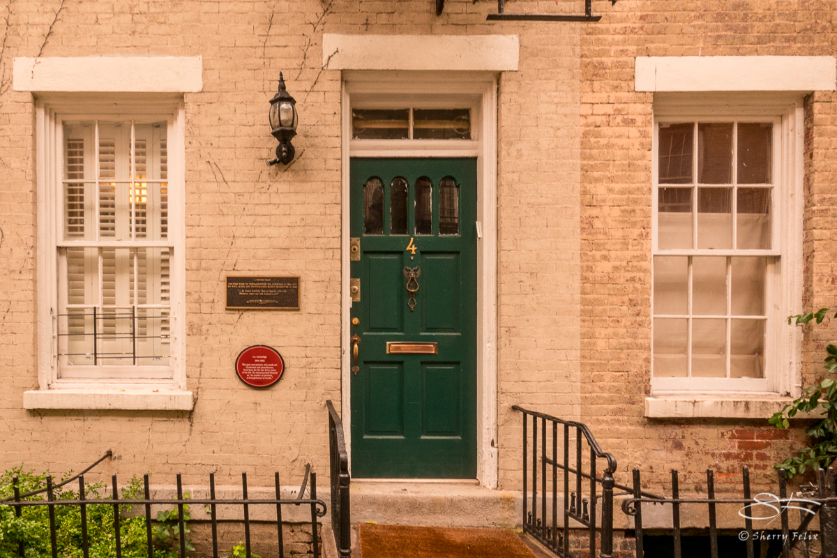 Patchin Place Doors – Sherry Felix – port4u