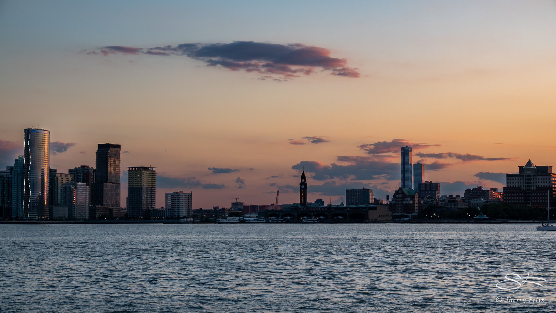 Hudson Sunset – Sherry Felix – port4u