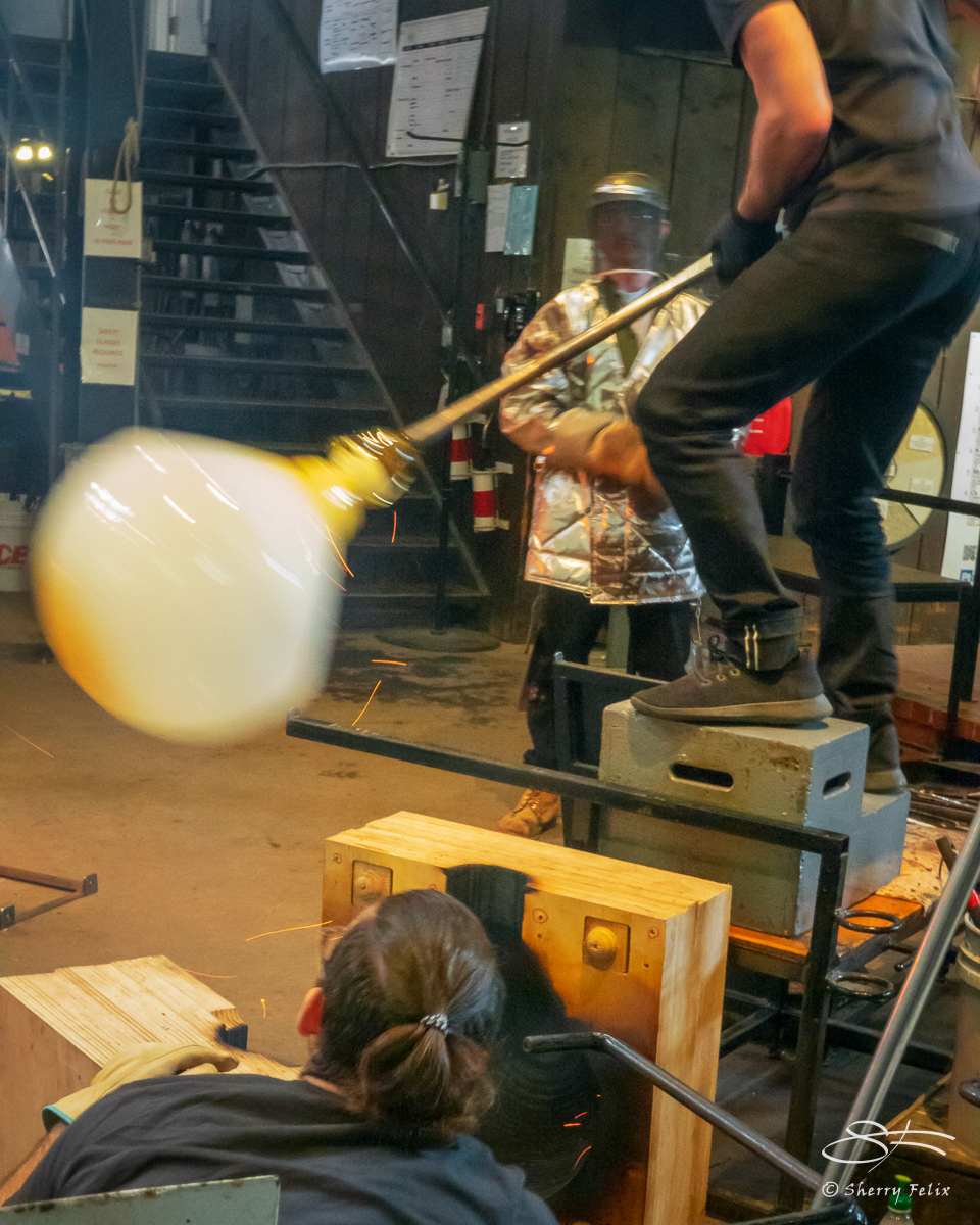 Glass Blowing at Wheaton – Sherry Felix – port4u