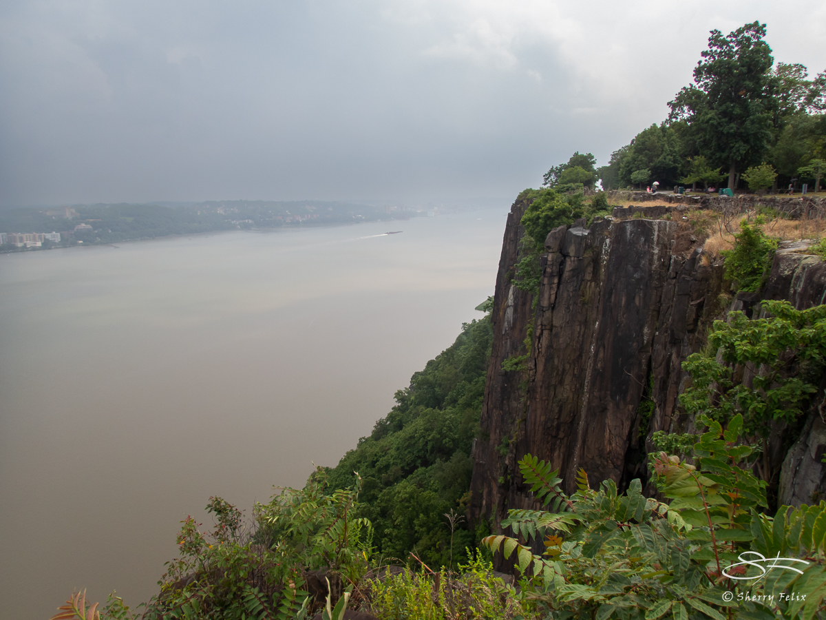 State Line Lookout – Sherry Felix – port4u