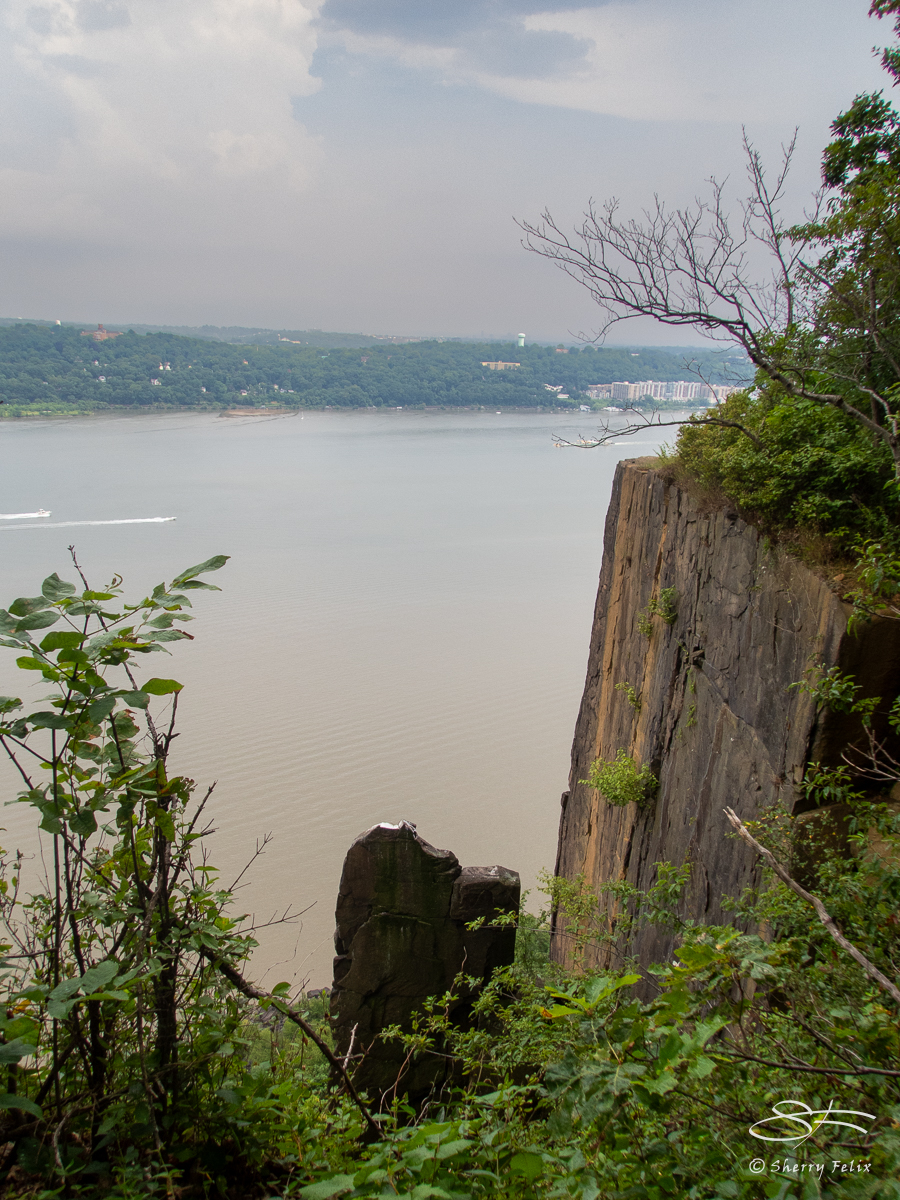 State Line Lookout – Sherry Felix – port4u